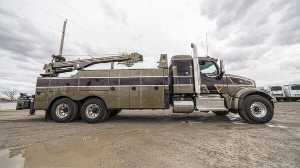 Custom Heavy-duty Truck Body: 20 Series - Summit Truck Bodies