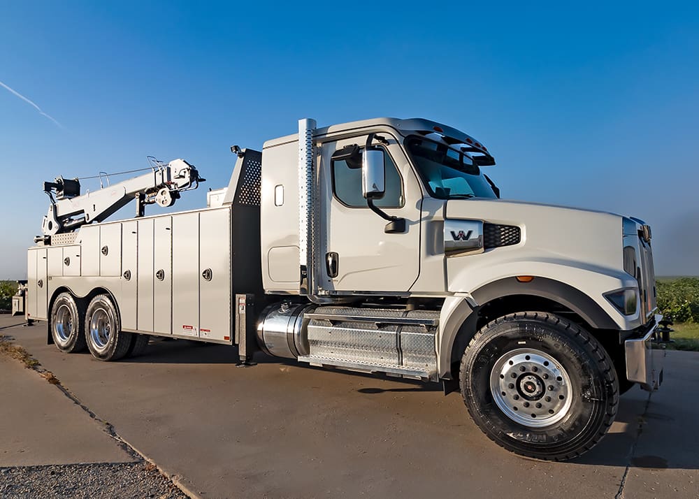 Service Truck Chassis Selection: Key Considerations